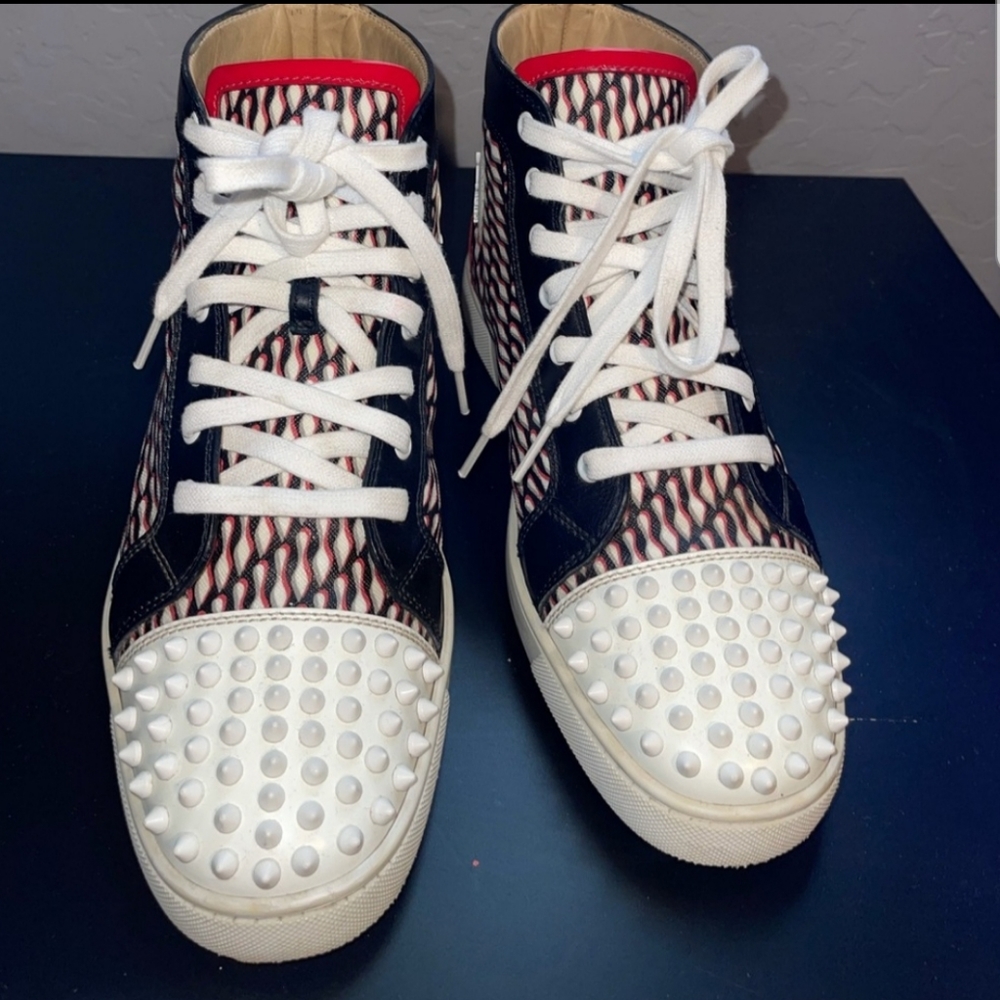 Christian Louboutin Lou Spikes Sneakers - Gem